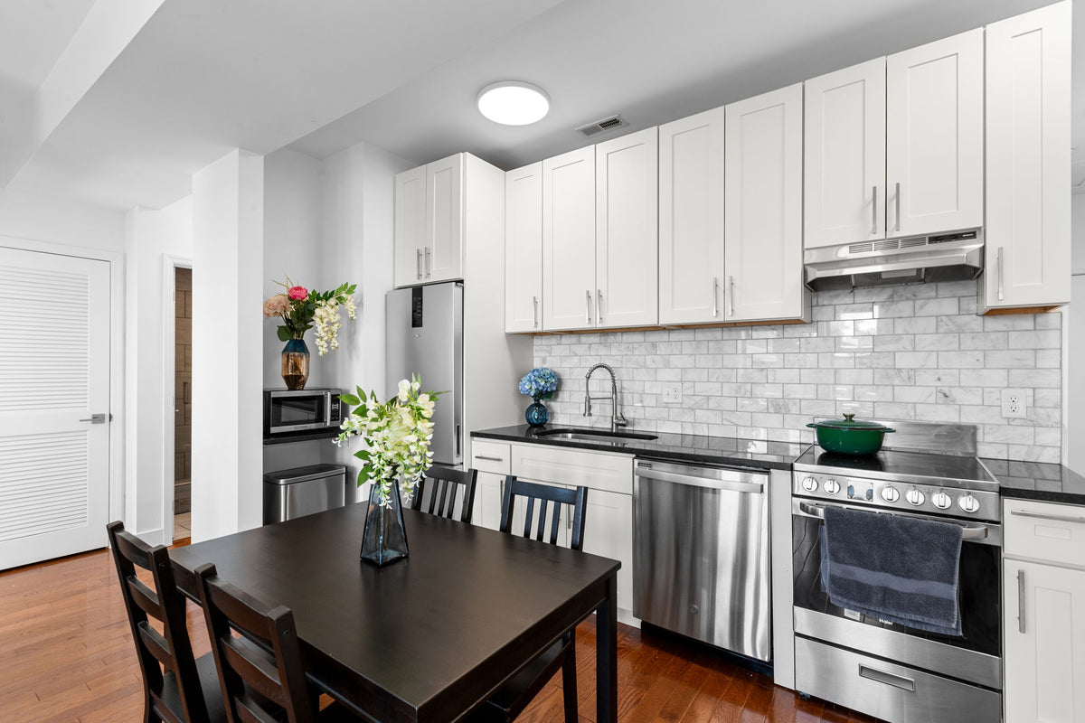 APOLLO | WashU Off Campus Student Housing | Clock Tower Company