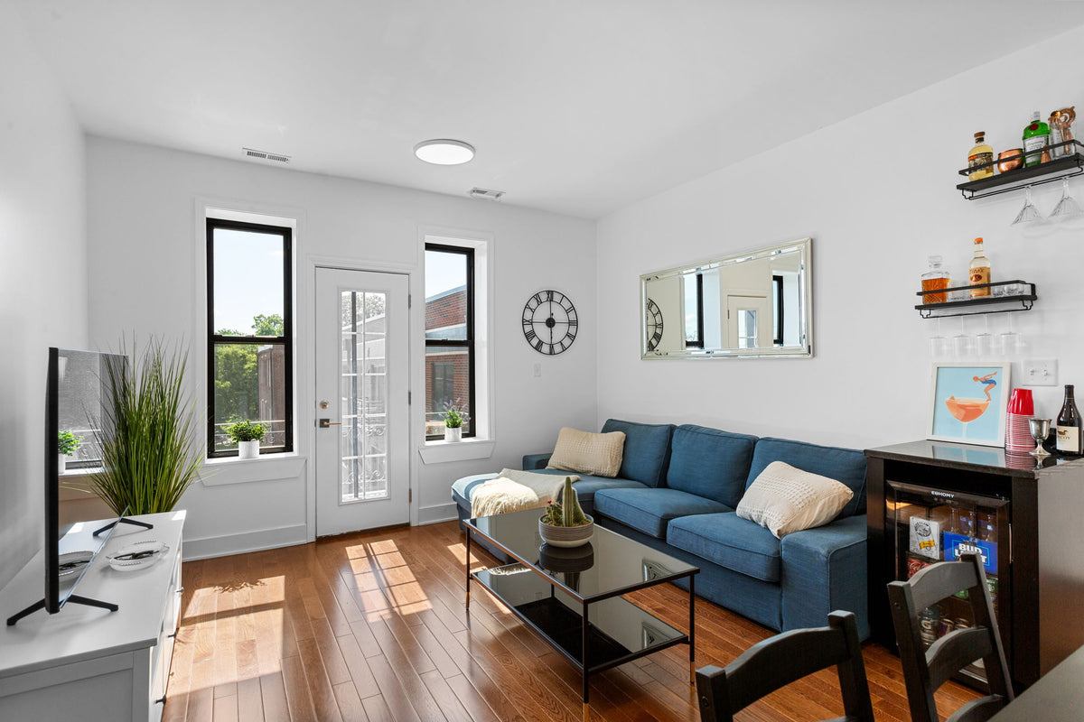 APOLLO | WashU Off Campus Student Housing | Clock Tower Company